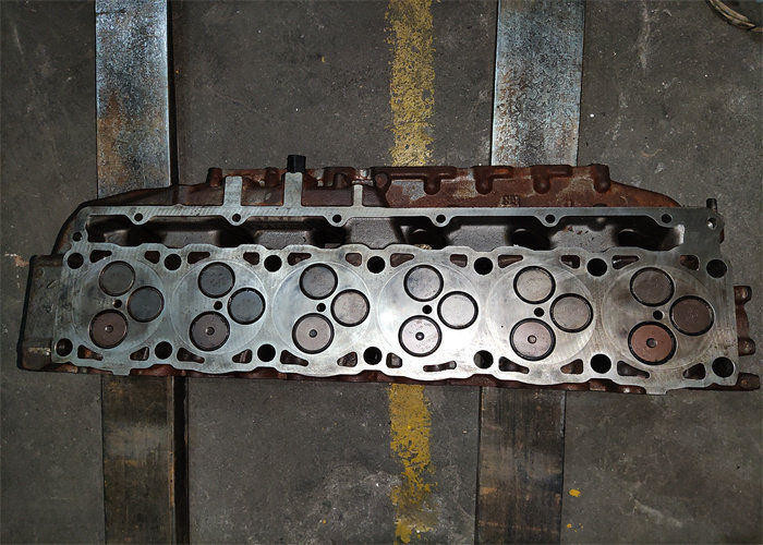 C7 Diesel Used Engine Heads For E324D E325D E329D Excavator Metal material