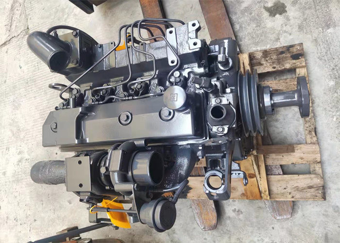 SAA4D95LE-3 Used Komatsu Diesel Engine For Excavator PC130-7 With 8 Valve
