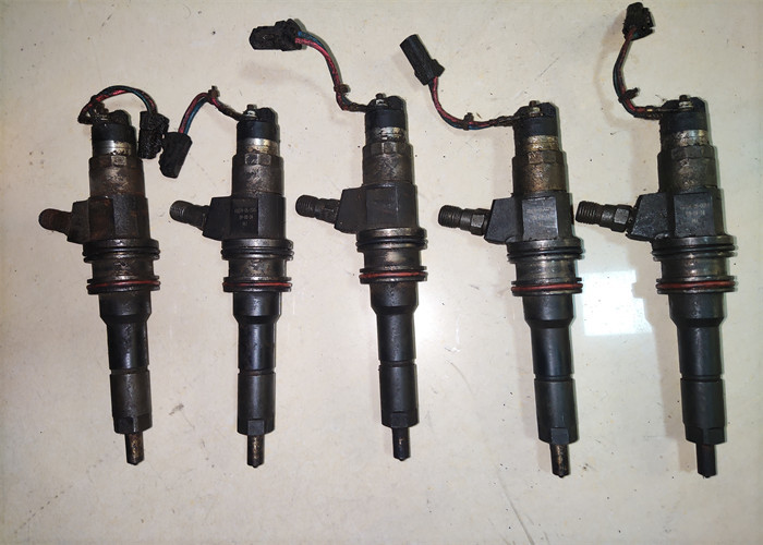 2nd Hand 6M70 Fuel Injector , Used In Diesel Engine For Excavator ...